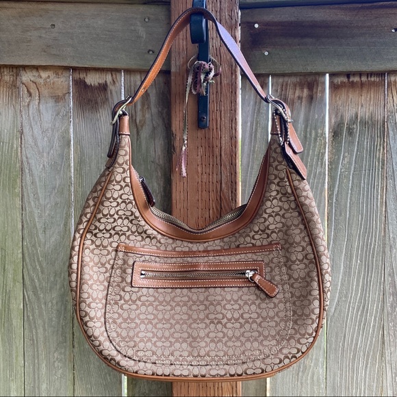 Coach | Bags | Authentic Coach Signature Hobo Bag | Poshmark